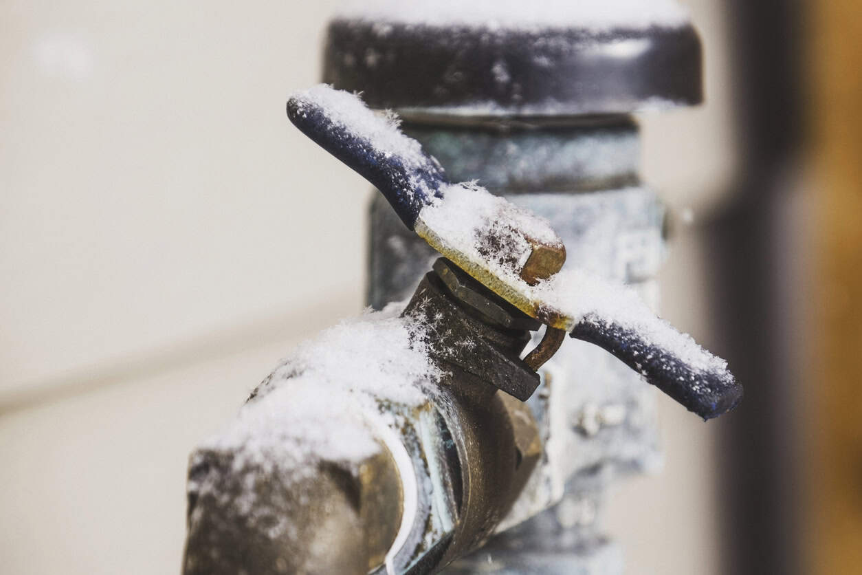 What Is A Frost-Free Faucet? - Aquarius Home Services